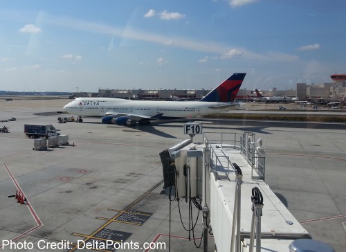 Boeing Delta 747 Atlanta ATL airport Mileage Run Delta Points travel ...