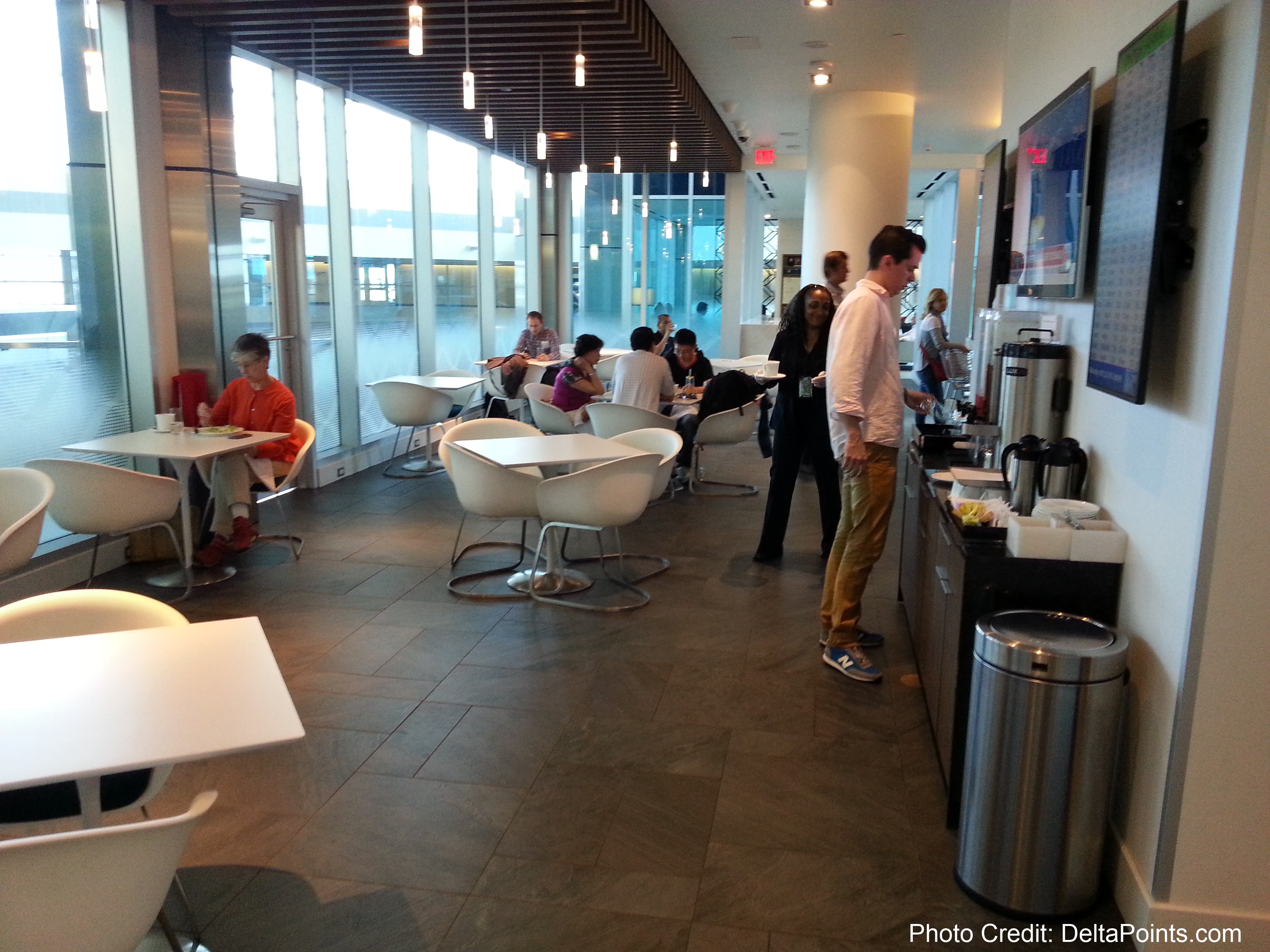 dining area centurion lounge dfw delta points review - Eye of the Flyer