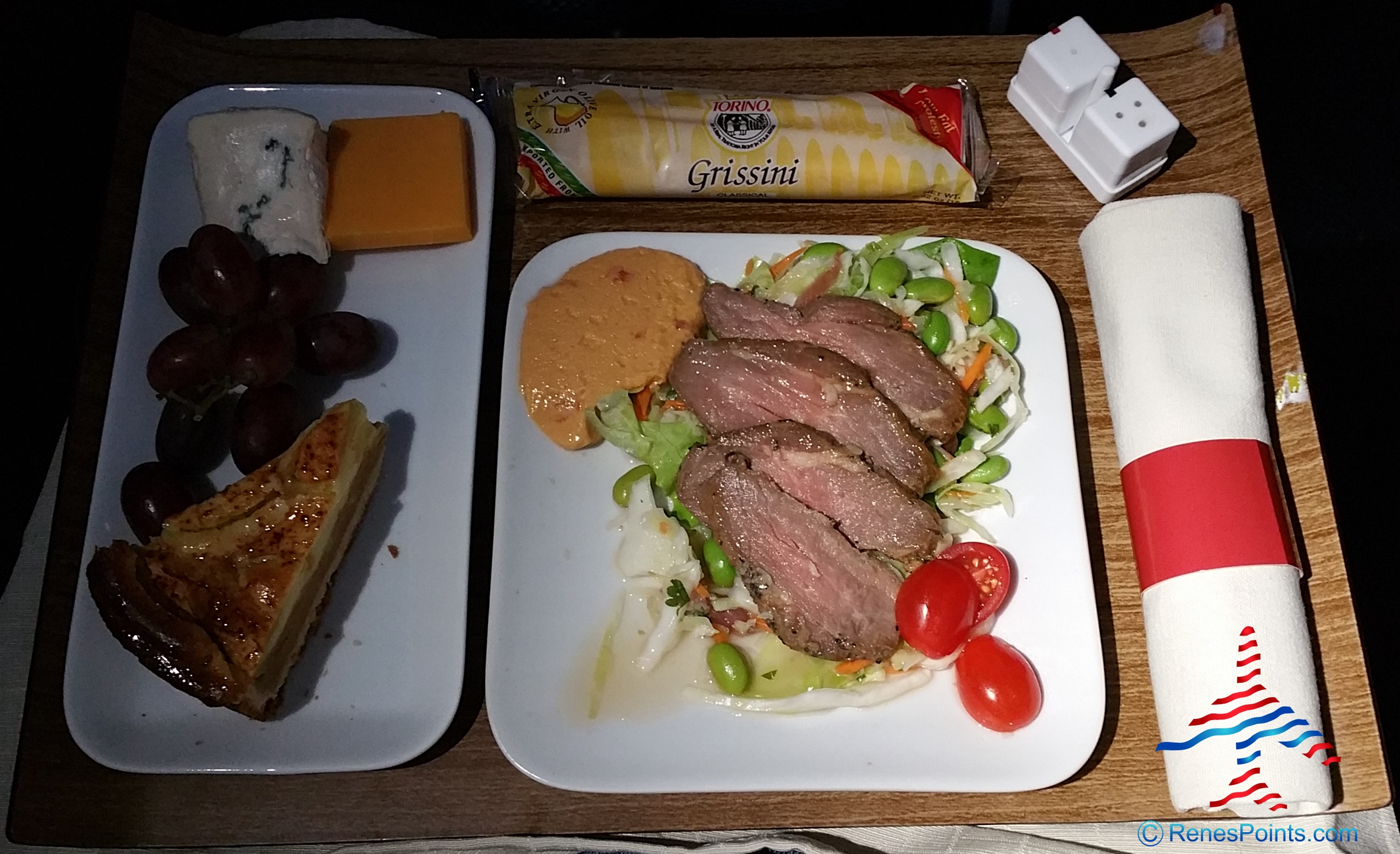 Delta 1st class meal cold steak lunch - Eye of the Flyer
