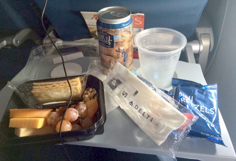 delta cheese plate EATS menu RenesPoints blog - Eye of the Flyer