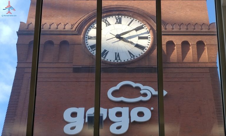 gogo corp logo on building chicago renespoints blog - Eye of the Flyer