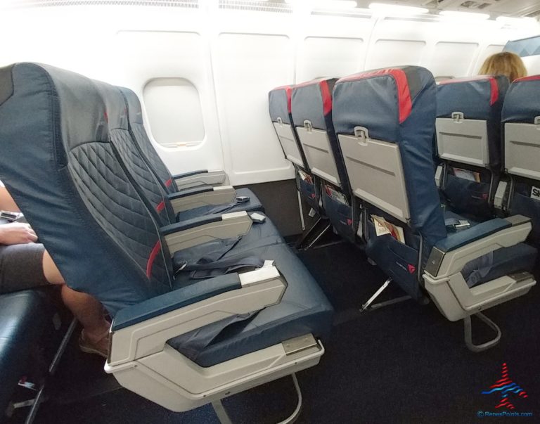 Delta MD88 Comfort Plus and Coach seats RenesPoints blog (3) - Eye of ...