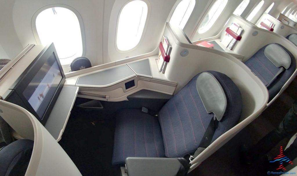 AeroMexico SkyTeam 787-9 Dreamliner Business Class New York to Mexico ...