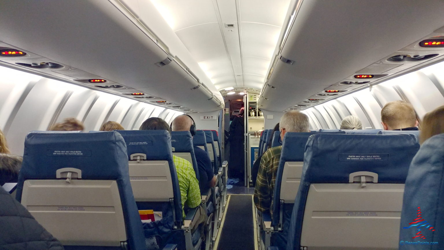 Review: A330 Delta One Business Class Minneapolis to Honolulu Hawaii ...