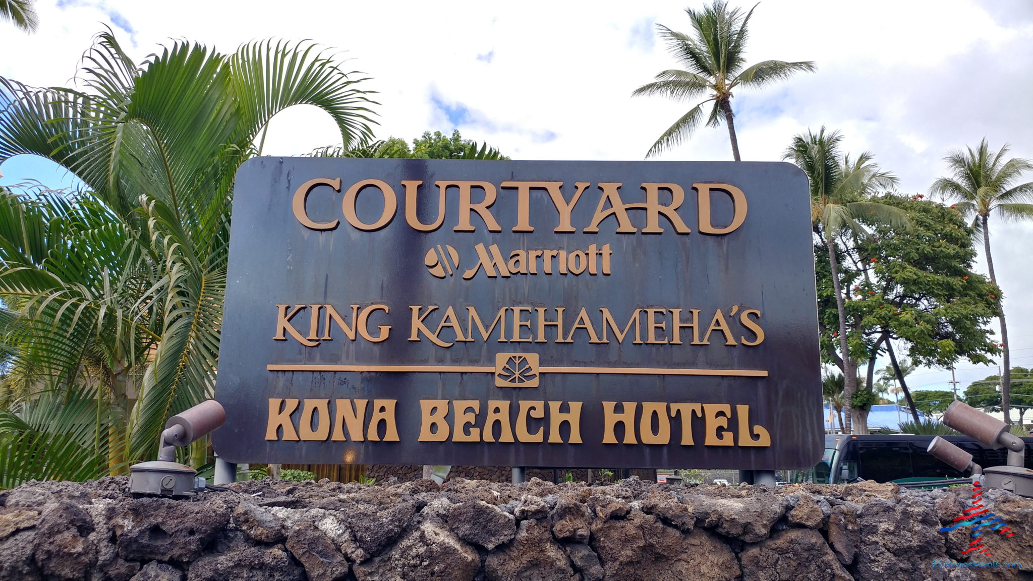 Review: Courtyard by Marriott King Kamehameha's Kona Beach Hotel 2020 ...