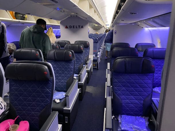 Delta Premium Select Seats But Comfort+ Service During LAX to JFK ...