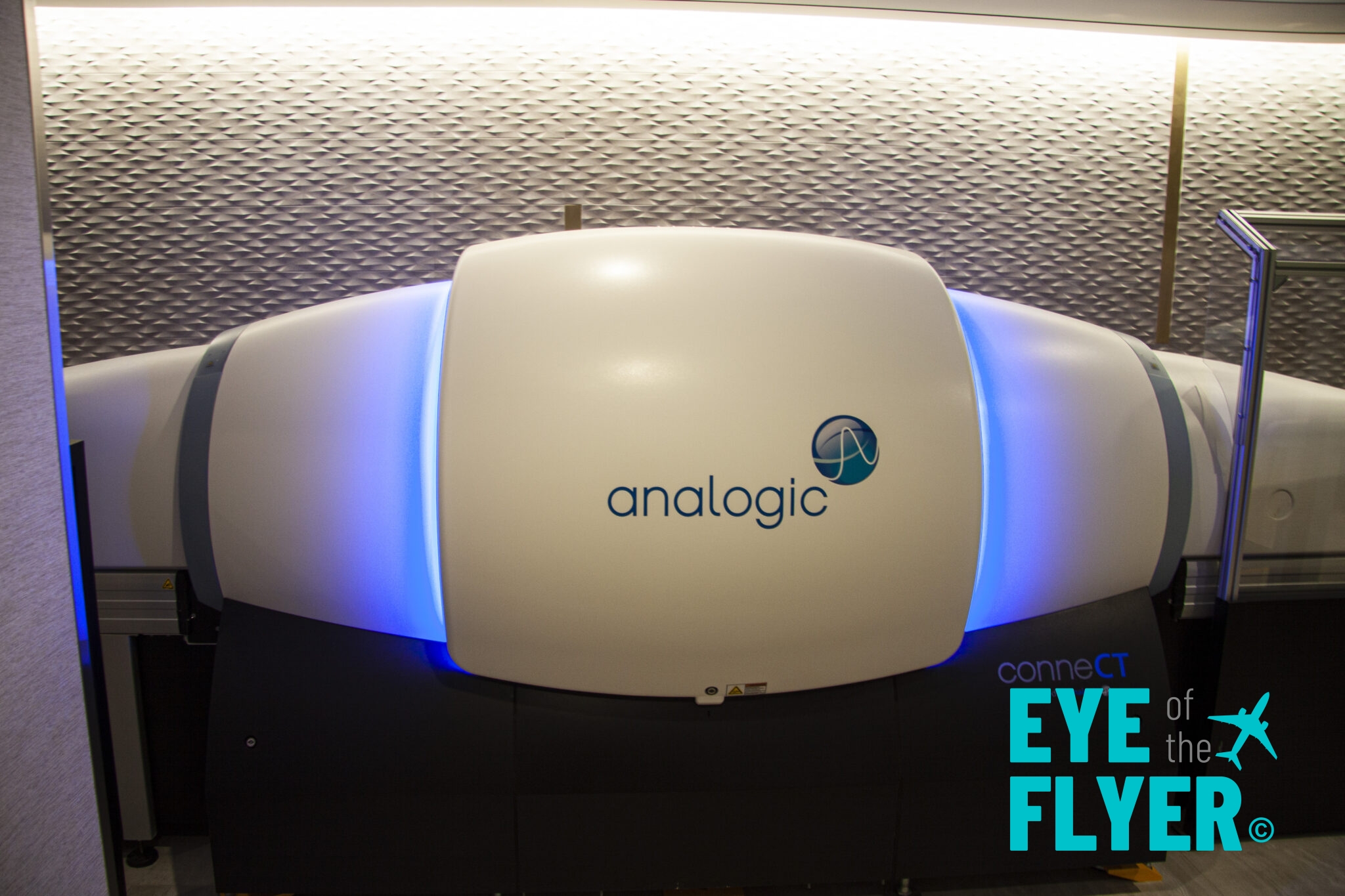 Delta-One-LAX-check-in-TSA-analogic-scanner-tube - Eye of the Flyer