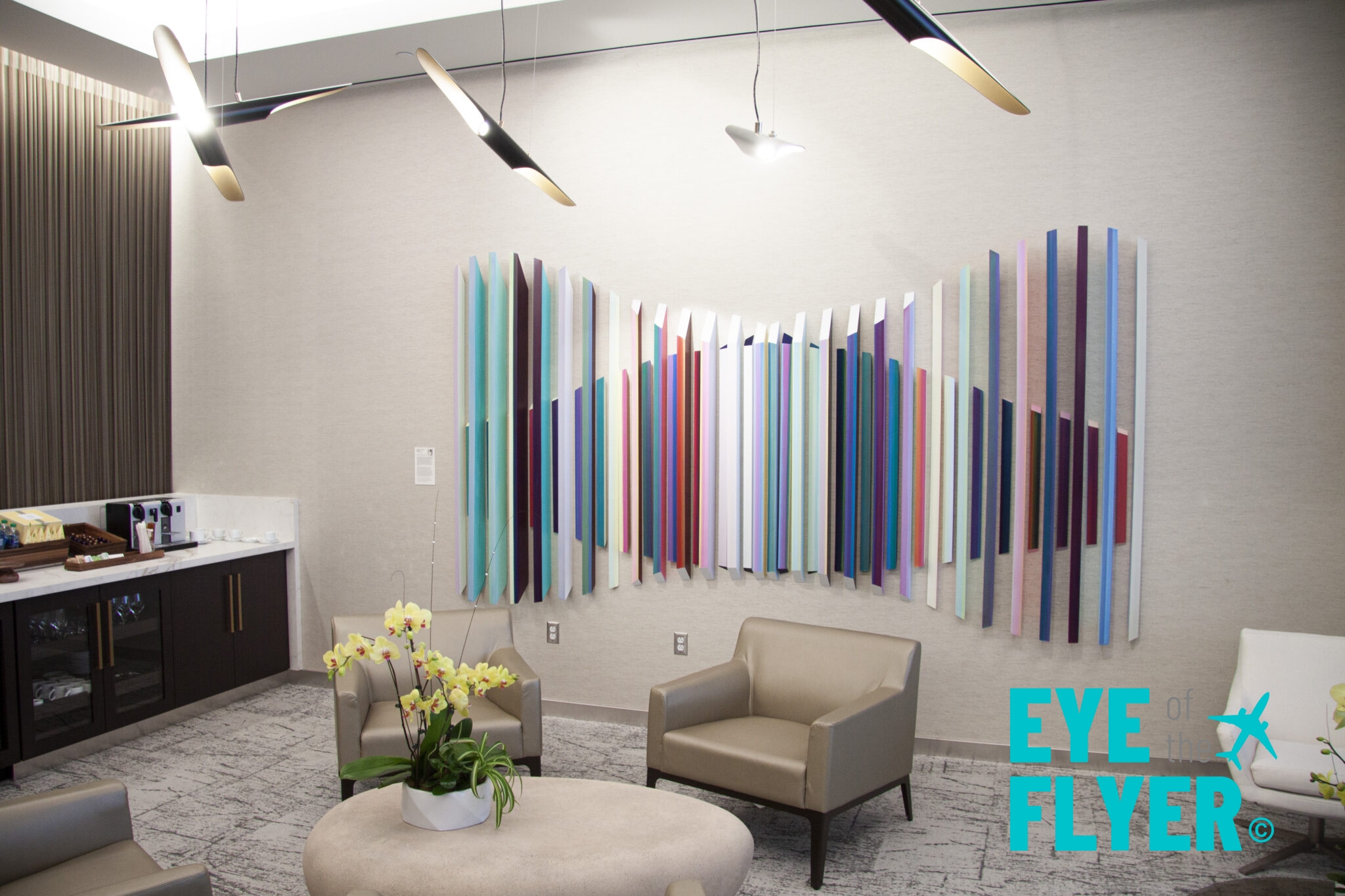 Our First Looks: The Exclusive New Delta One Check-In Lounge at LAX and ...