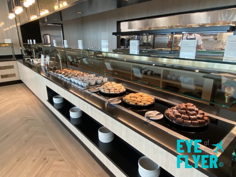 chase-sapphire-lounge-boston-review-buffet-signature-items - Eye of the ...