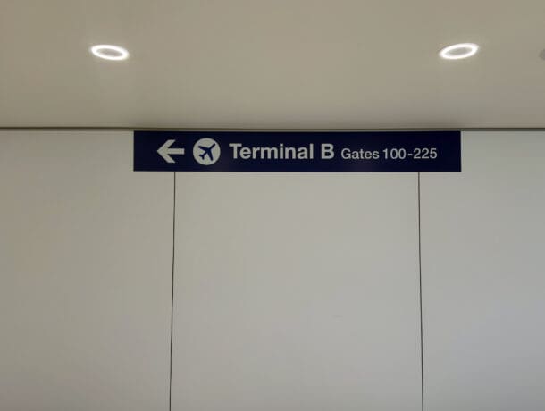 Our First Look: Taking the LAX Terminal 3 Connector to the Tom Bradley ...