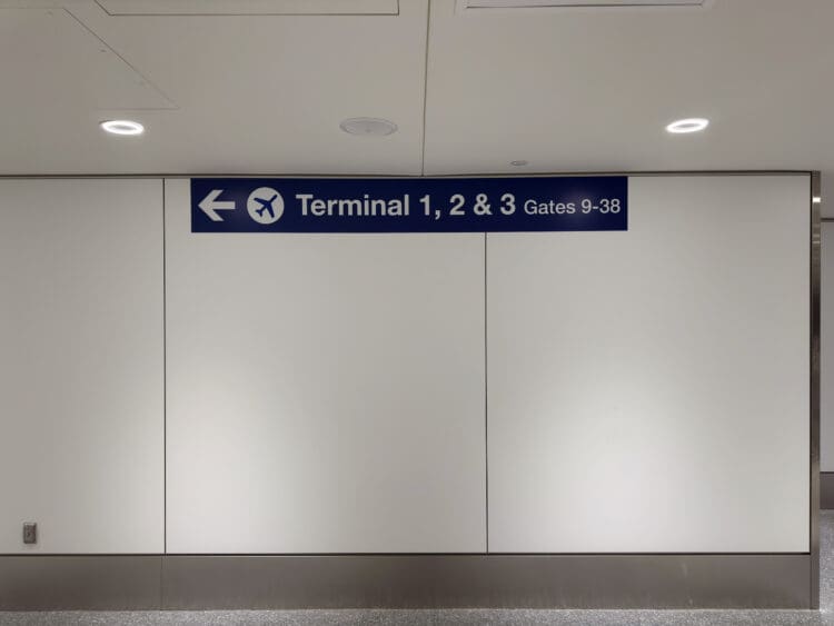 Our First Look: Taking the LAX Terminal 3 Connector to the Tom Bradley ...