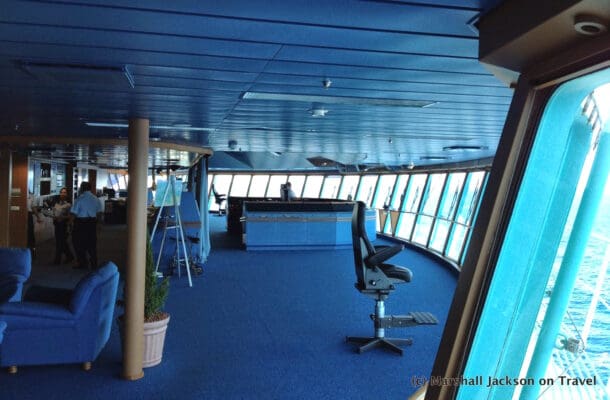 insiders tour of a cruise ship bridge (2) - Eye of the Flyer