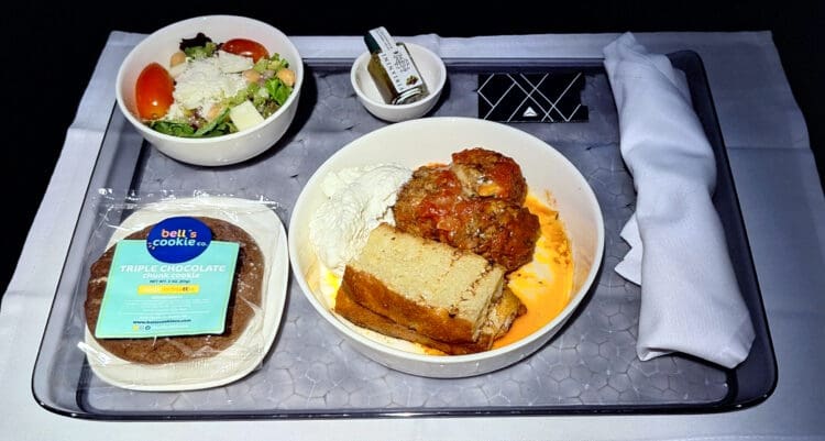 delta domestic first class meal review meatballs - Eye of the Flyer