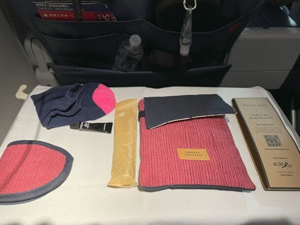 Delta Premium Select Amenity Kit Provided in First - Eye of the Flyer