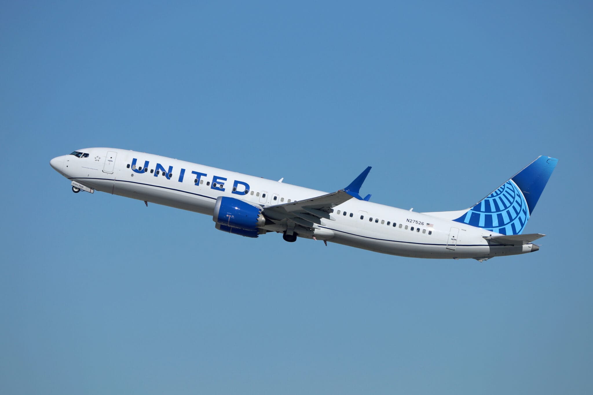 United Airlines Boeing 737 MAX 9 Aircraft departure from Los Angeles ...