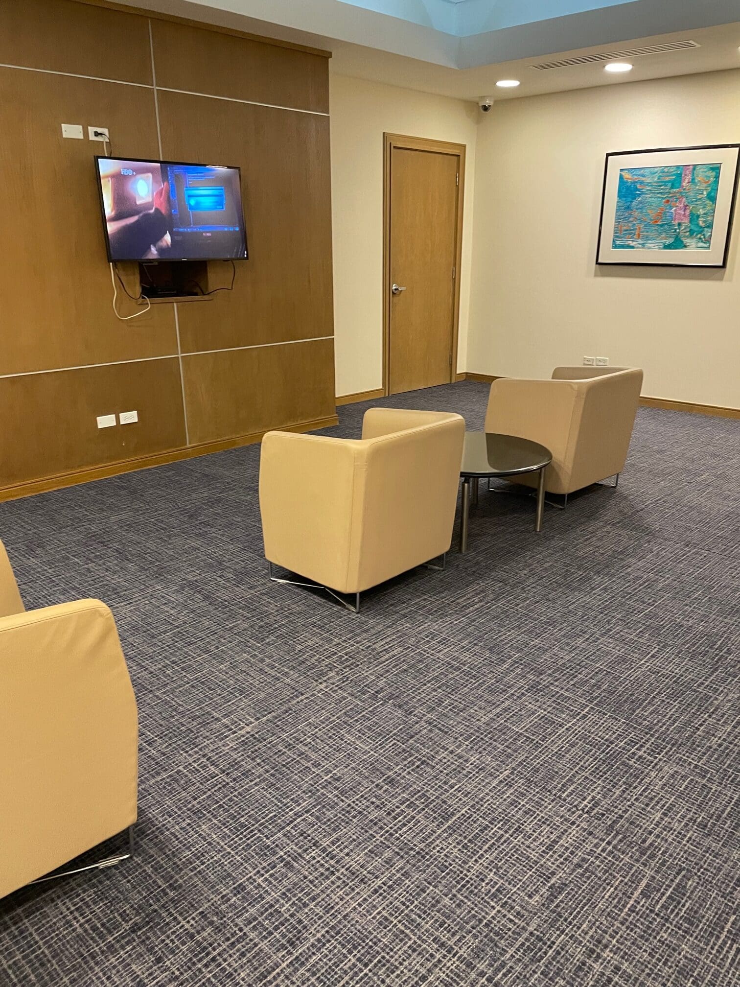 Copa Club PTY Terminal 1 TV Area - Eye of the Flyer