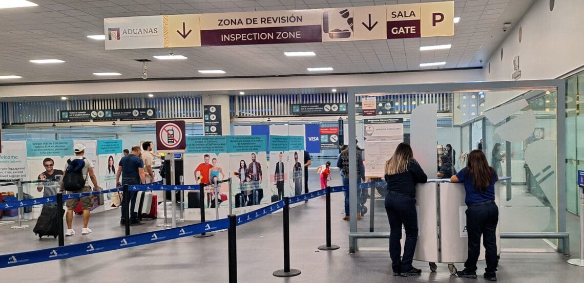 How to Transfer from Mexico City Airport (MEX) Terminal 2 to Terminal 1 ...