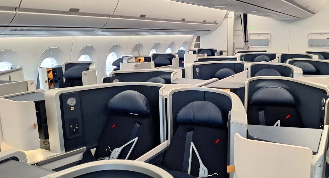 Air France A350 Business Class Mexico City to Paris Review - Eye of the ...
