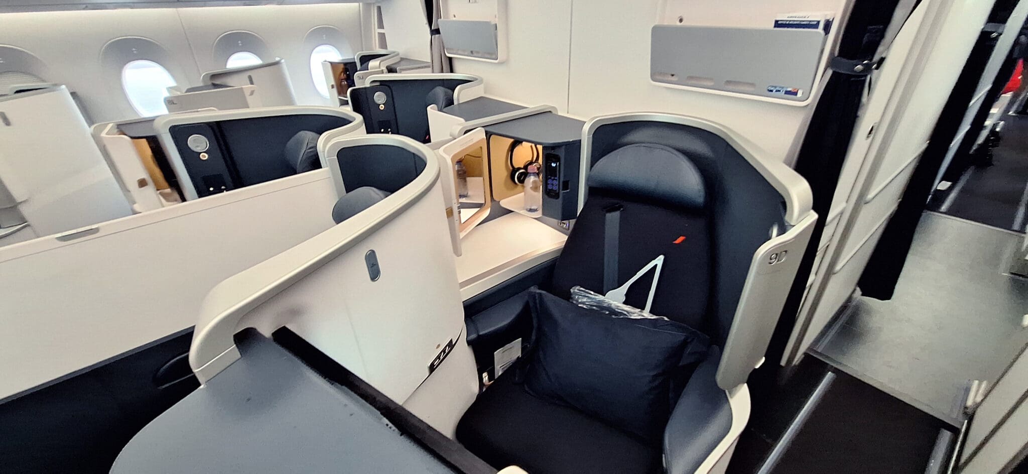 Air France A350 Business Class Mexico City to Paris Review - Eye of the ...