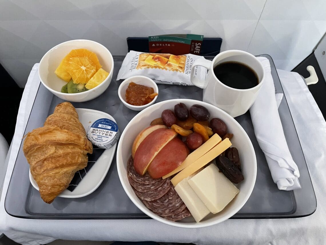 Delta First Class Meal Fruit and Cheese - Eye of the Flyer