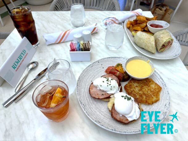 capri-palazzo-amex-breakfast-credit-las-vegas-pool-bar - Eye of the Flyer