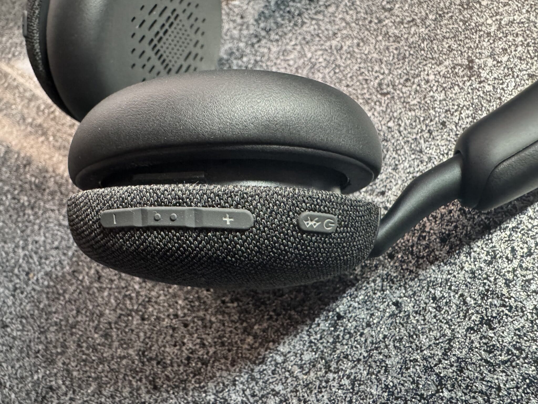 power-pairing-buttons-dell-pro-wireless-anc-wl5024-headphones-review ...