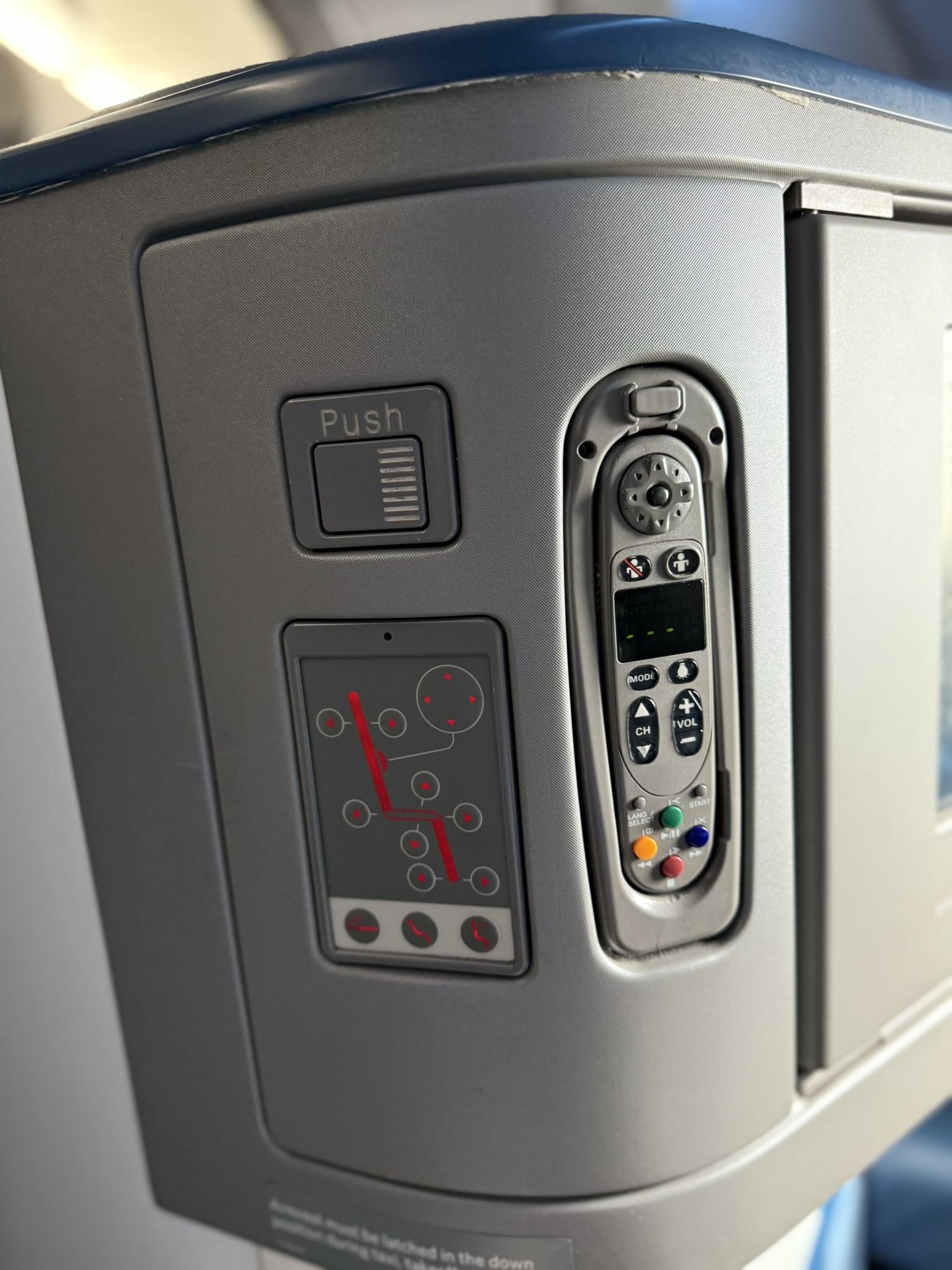 Delta A330-200 DeltaOne Seat Controls - Eye of the Flyer